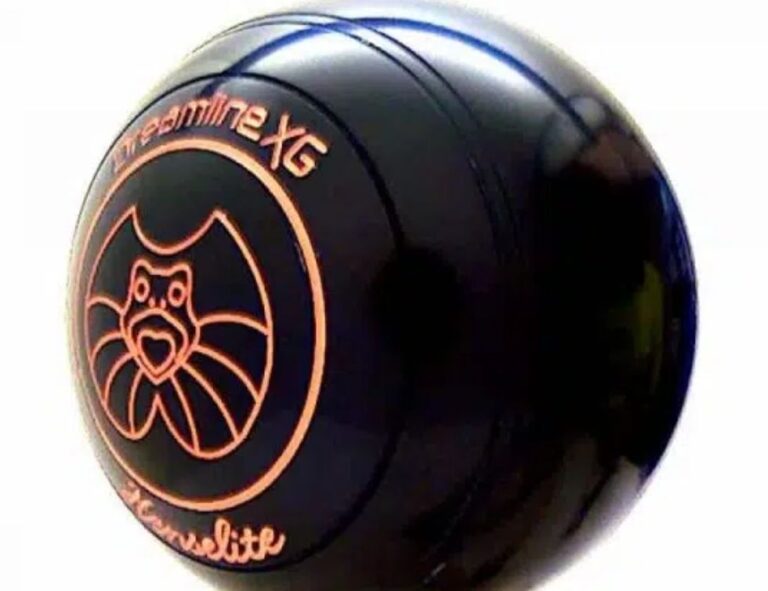 Types Of Grips On Lawn Bowls | Which One Is Best? – Jack High Bowls